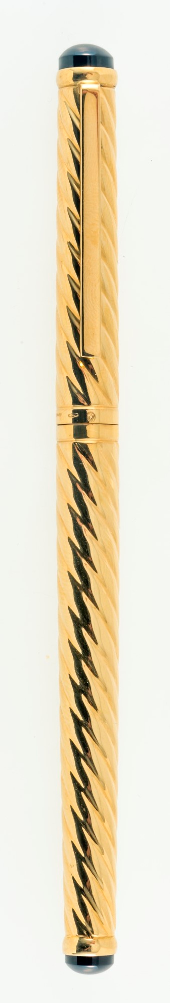 Stylo plume et 1 stylo bille assortis en or 750… | Piguet