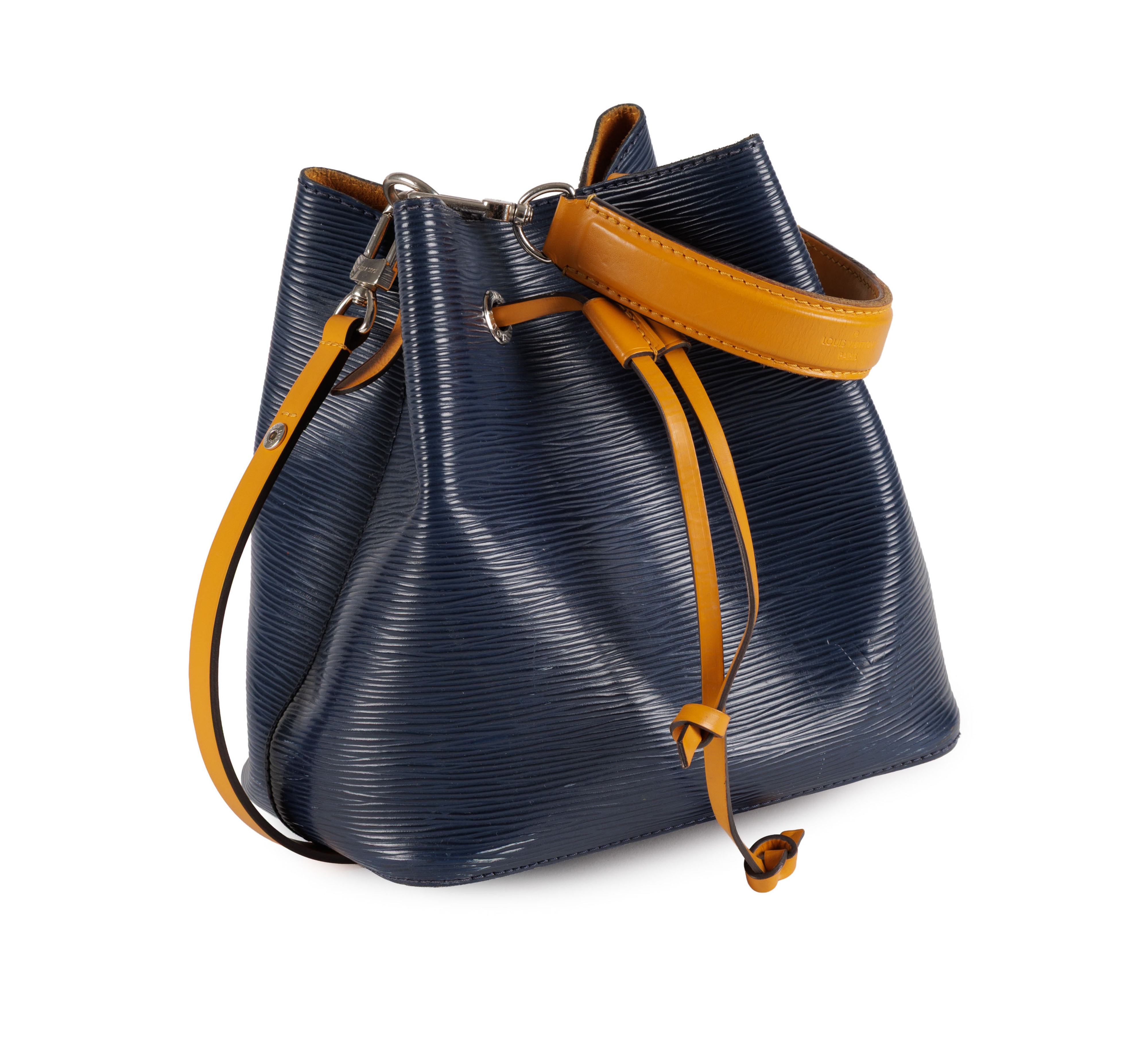 Louis Vuitton, Néo Noé en cuir épi bicolore bleu… | Piguet