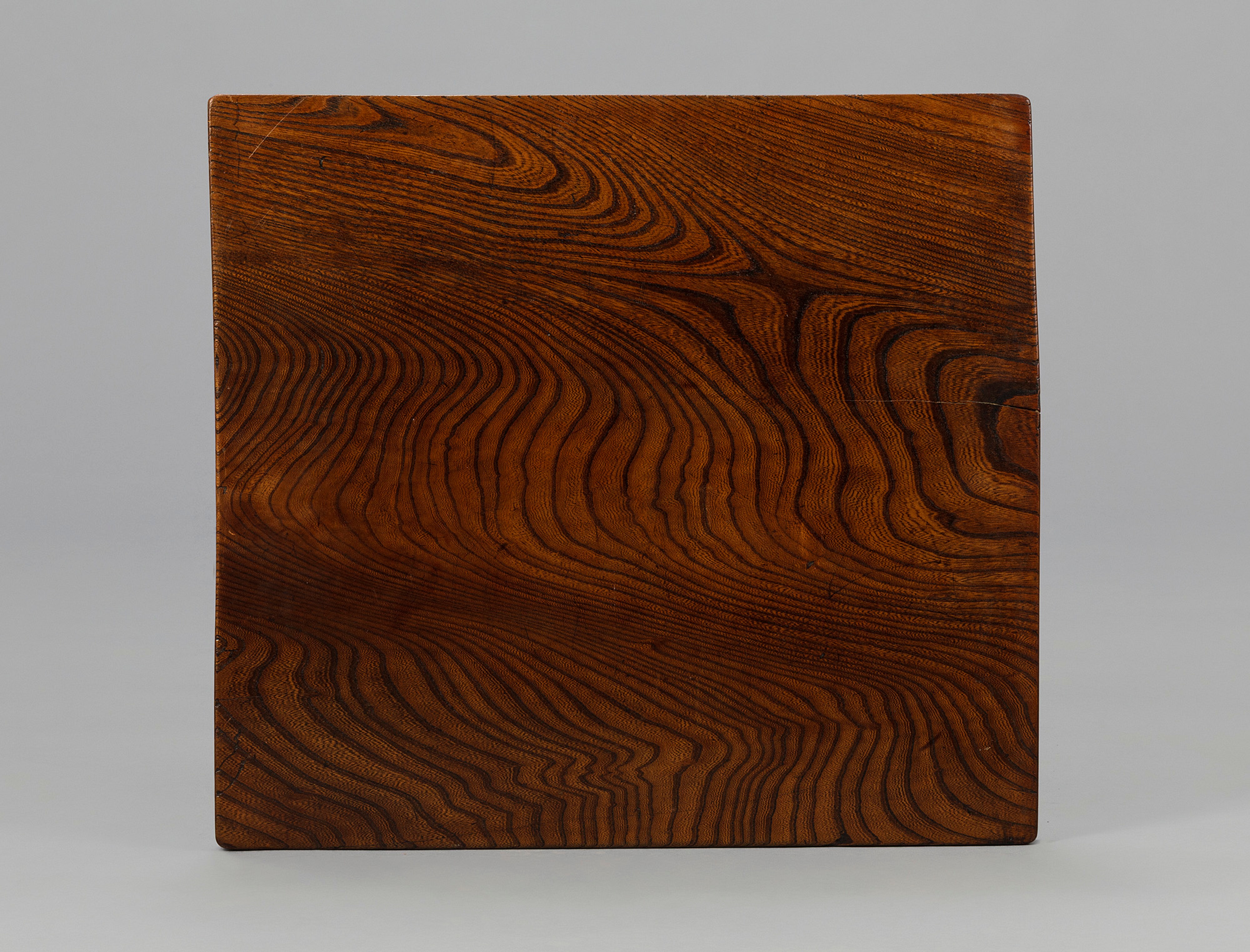 Plateau rectangulaire japonais en keyaki ,… | Piguet