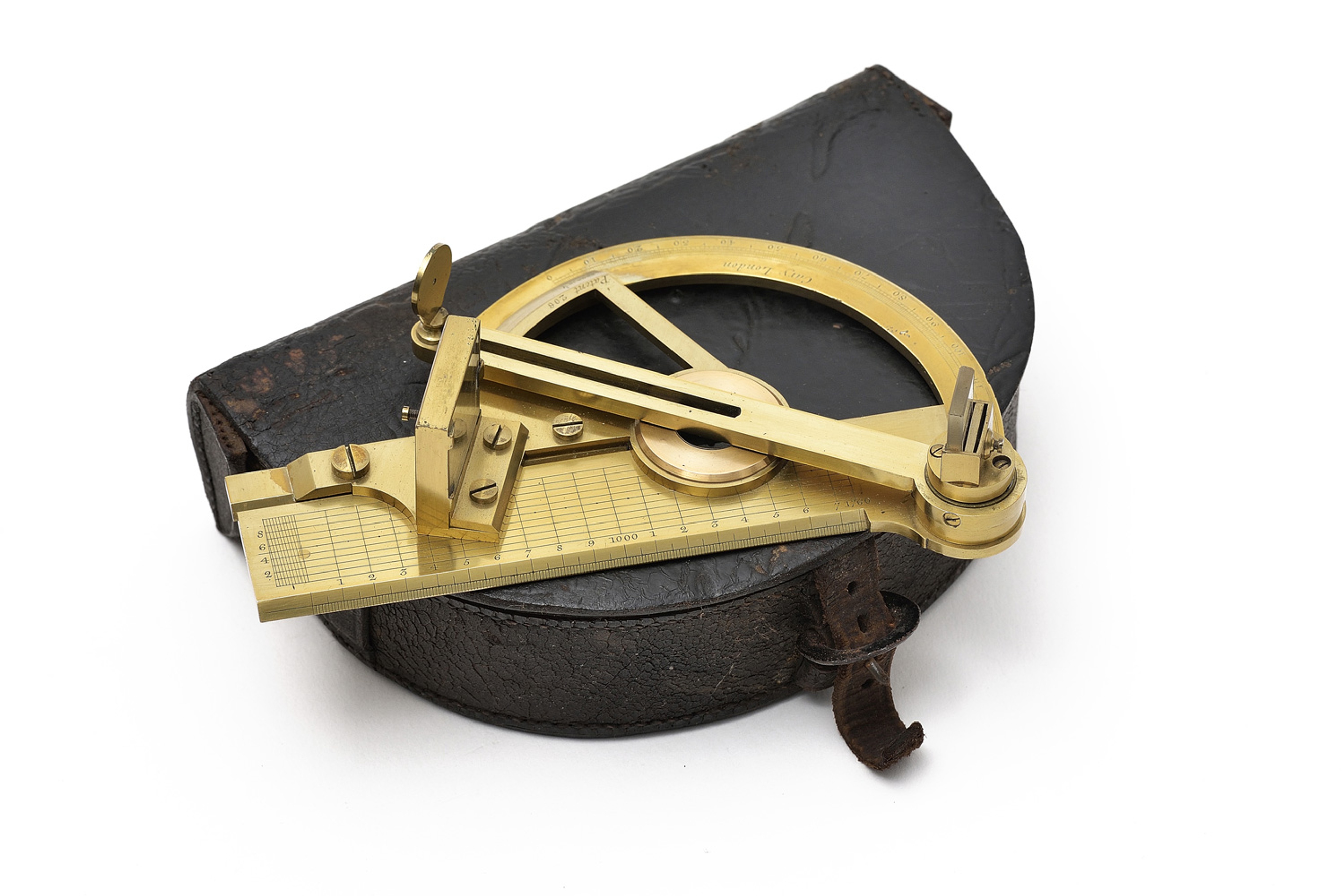 Goniomètre d'artillerie à double miroir en laiton,… | Piguet