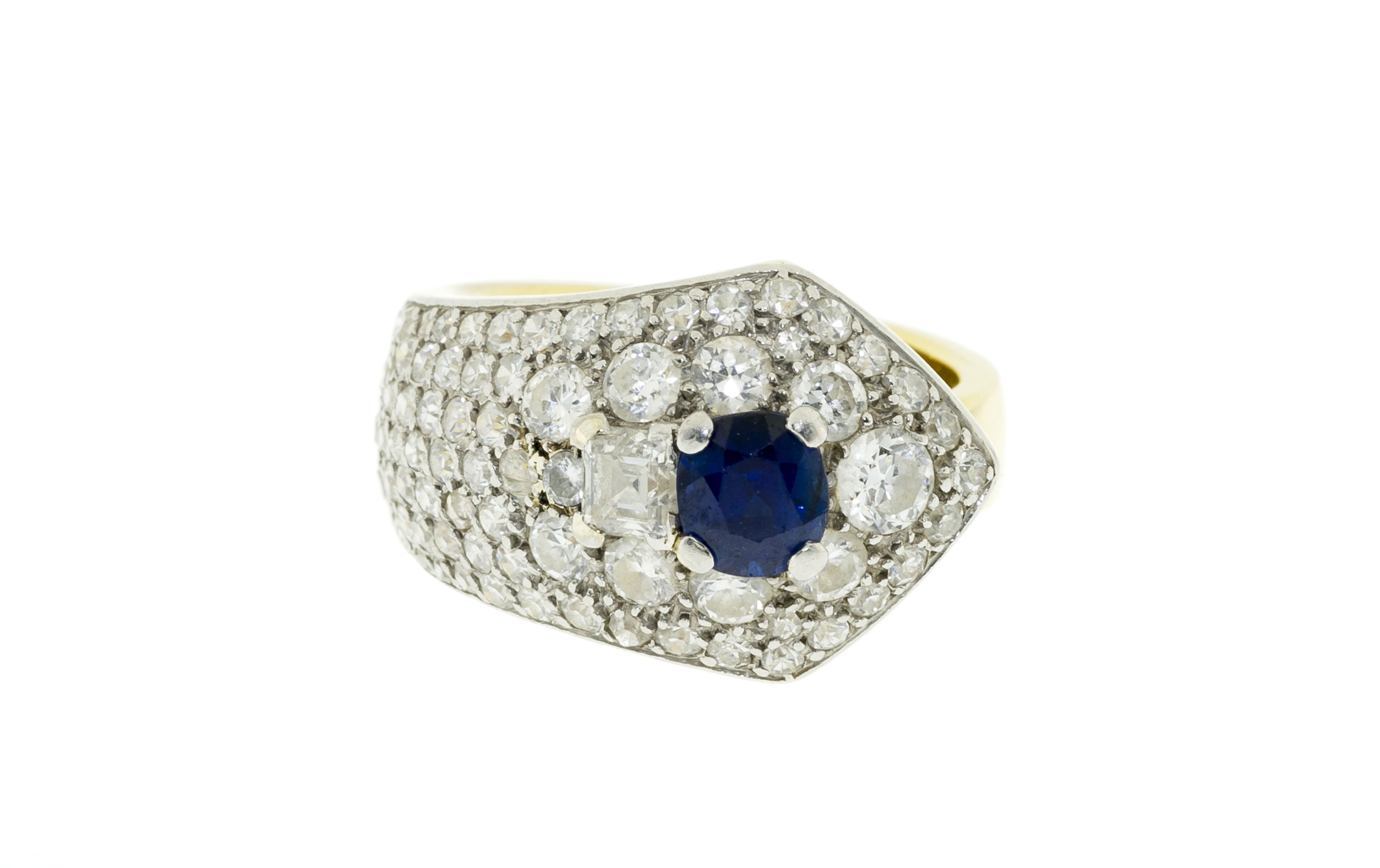 Bague or 750 et platine sertie d'un saphir taille… | Piguet