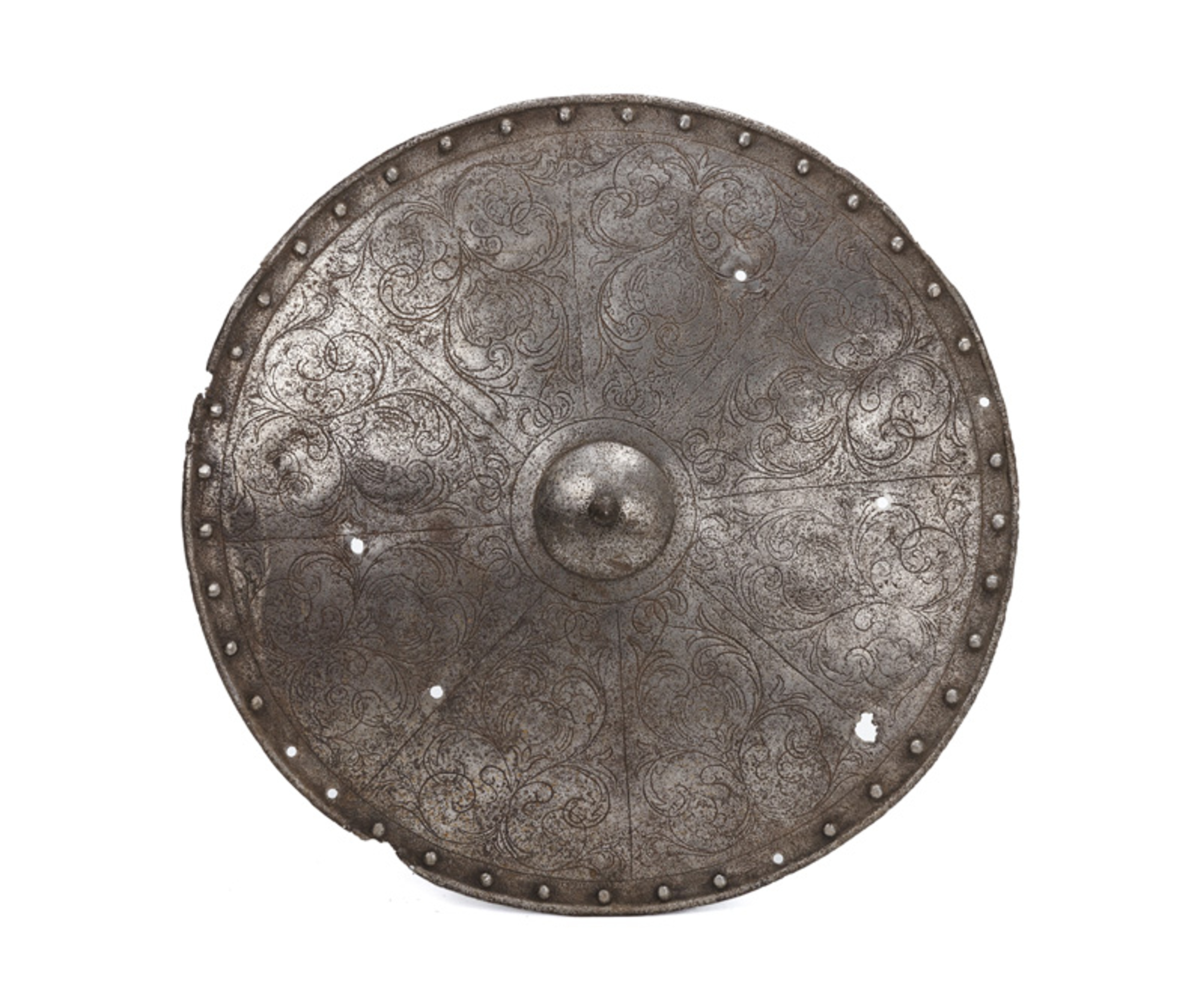 Bouclier rond en métal avec pic en son centre,… | Piguet